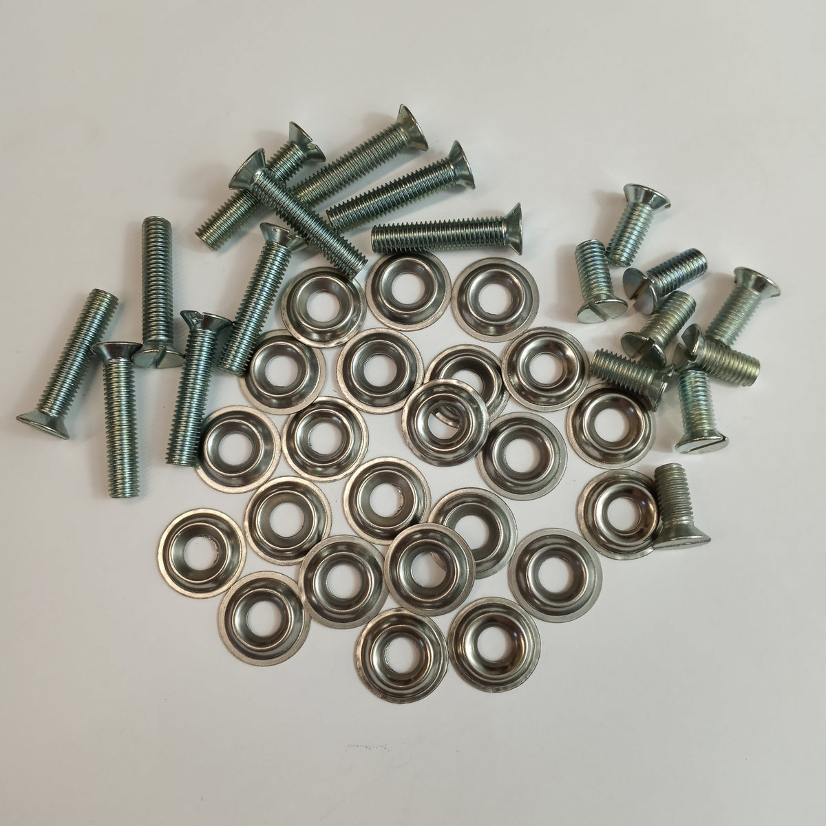 FSBT318-Floorboard fastener set — From The Frame Up