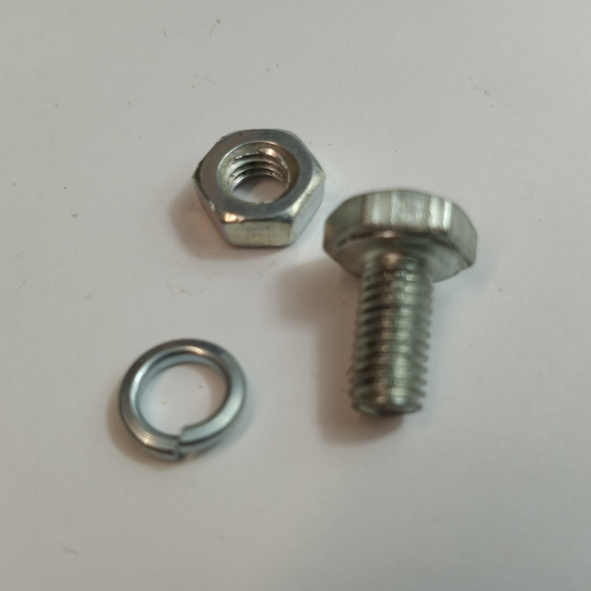 FSEL930-Ground cable to battery box fastener set — From The Frame Up