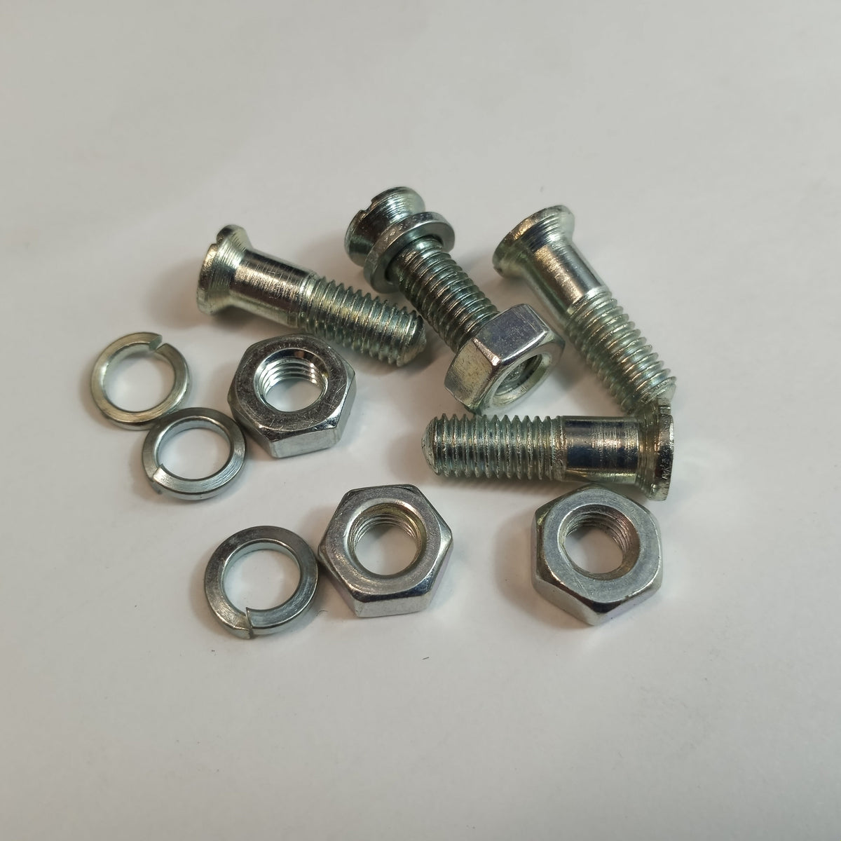 FSST046-Hub to Brooklands Wheel fastener set — From The Frame Up